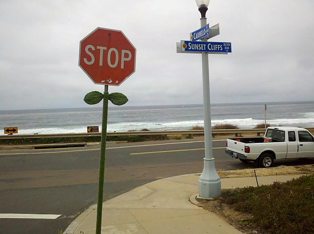 Ravelry: Stop Sign Flower Yarn Bomb pattern by Crochet Grenade