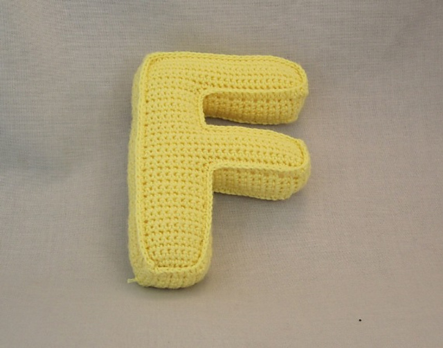Ravelry: CAPITAL LETTER F pattern by Begoña Sanchez-Sauthier Berrojalbiz