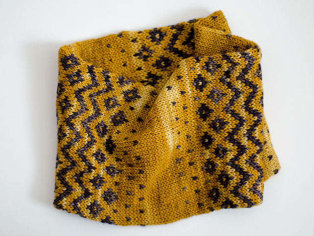 Ravelry: Causal Nexus pattern by Katya Frankel