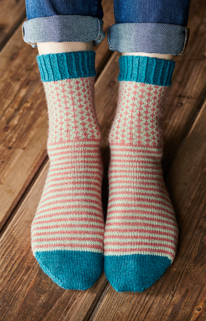 Ravelry: Hanna pattern by Rachel Coopey