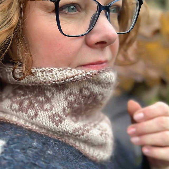 Ravelry: Betwixtmas 2023 Make Along pattern by Sarah Hatton