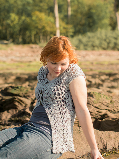 Ravelry: Liesl pattern by Ysolda Teague
