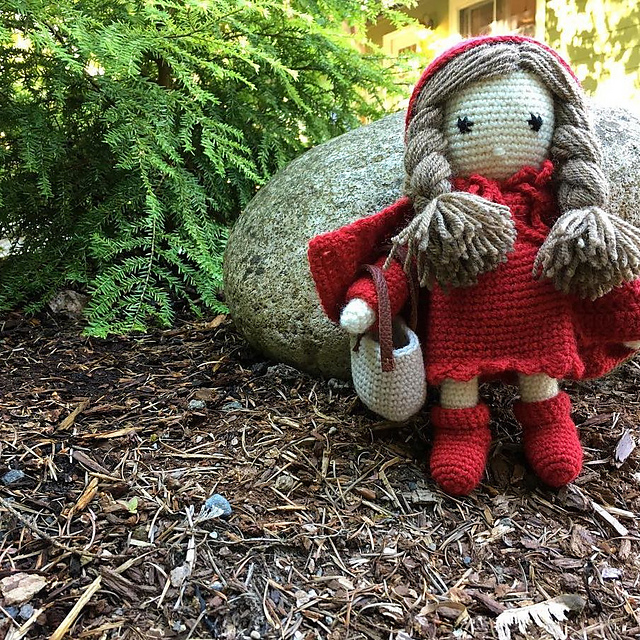 Ravelry: Little Red Riding Hood pattern by Isabelle Kessedjian