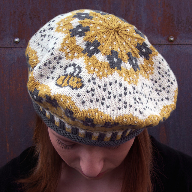 Ravelry: Bumble pattern by Elizabeth Doherty