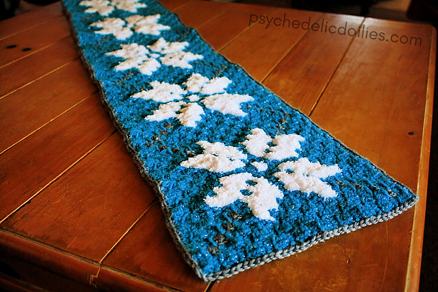 Ravelry: Winter Table Runner pattern by Jessica Bowman