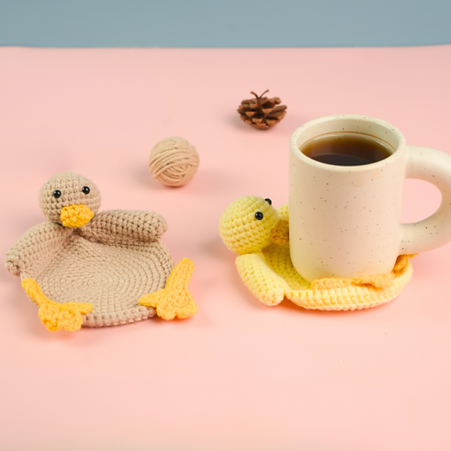 Ravelry: Mini Duck Coaster pattern by Camille Brown