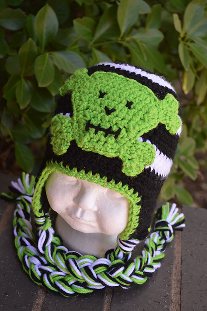 Ravelry: Skully Hat pattern by Boomer Beanies