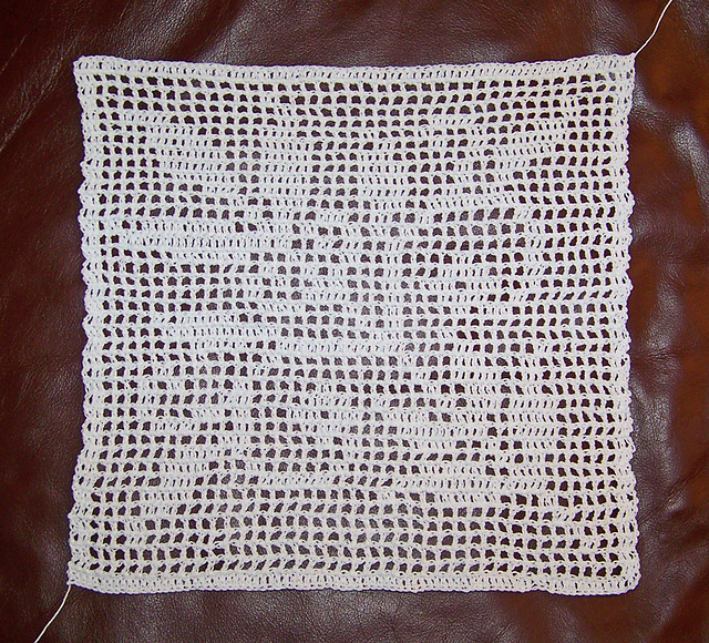 Ravelry: Leaves and Tiny Flowers Filet Crochet Chart pattern by Sandi ...