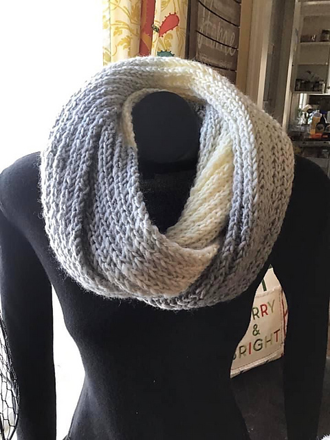 Ravelry: The Zhara pattern by Breads & Threads Handmade