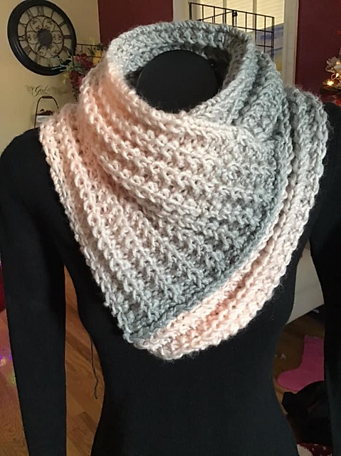 Ravelry: The Miata pattern by Breads & Threads Handmade