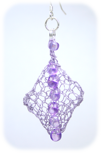 Ravelry: Squarish Earrings pattern by Helena Callum