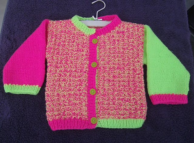 Ravelry: Fluovestje pattern by de breimadammen