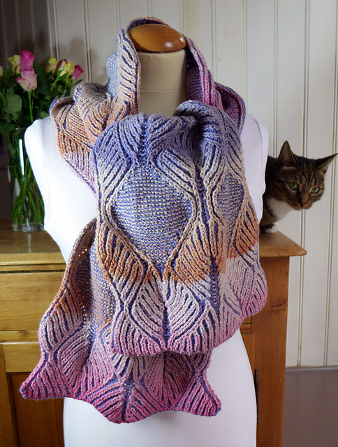 Ravelry: Vintage Deco pattern by Nancy Marchant
