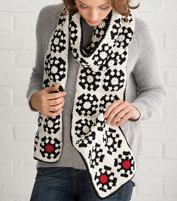 Ravelry: Back to Black scarf pattern by Becky Garratt