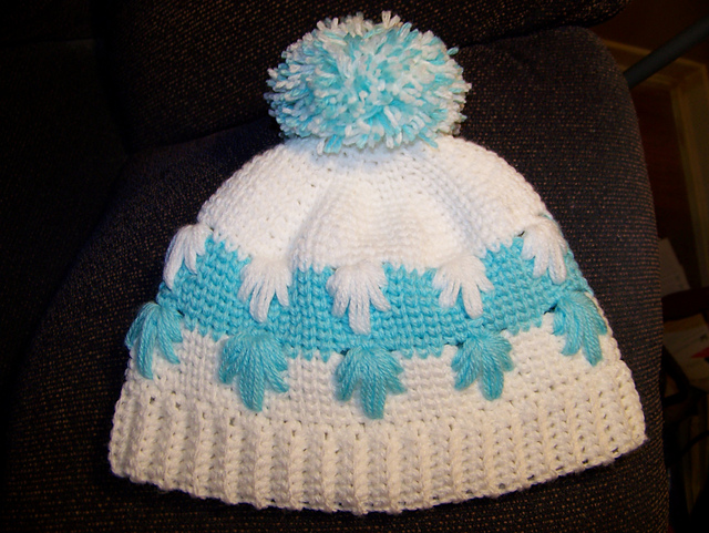 Ravelry: brownfrances' Frozen Winter Bun Hat