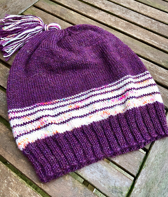 Ravelry: Autumn Snow Hat pattern by Kay F Jones