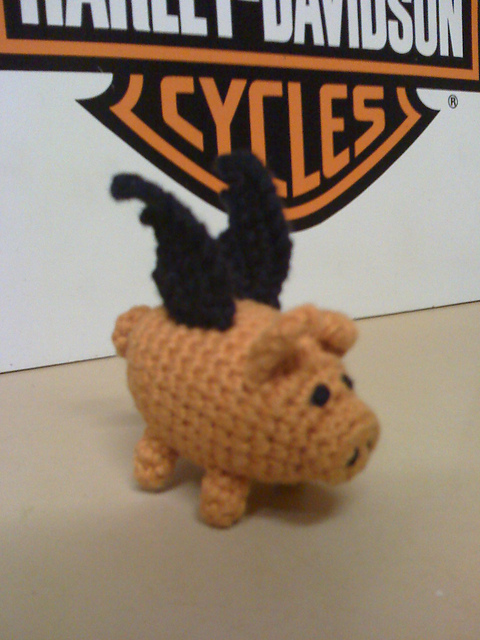 Ravelry: Pigs Now Fly pattern by myloveasdeep