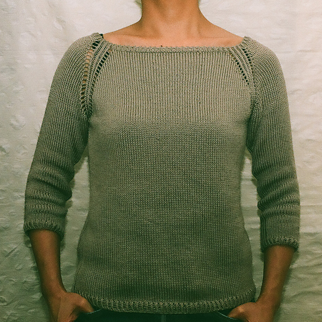 Ravelry: bullfr0g's A Twisted Little Raglan