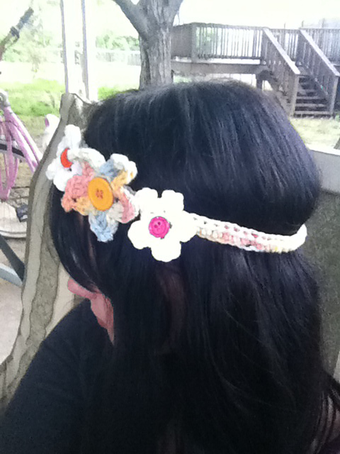 Ravelry: May Day Headband pattern by Melanie Orr