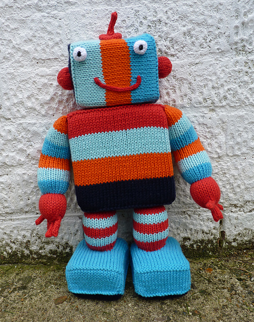 Ravelry: Mr Ro-bot pattern by Julie Williams