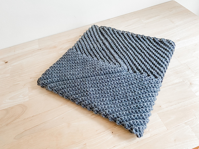 Ravelry: Trailhead Cowl pattern by Busted Hook Patterns