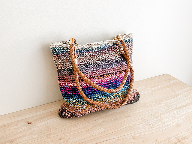 Ravelry: Scrappy Sedona Bag pattern by Busted Hook Patterns