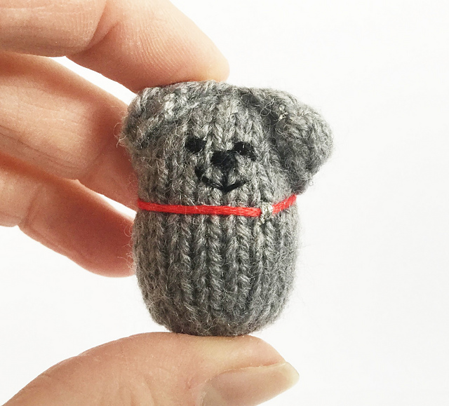 Ravelry: Incredibly Small Dog pattern by Butterflylove1