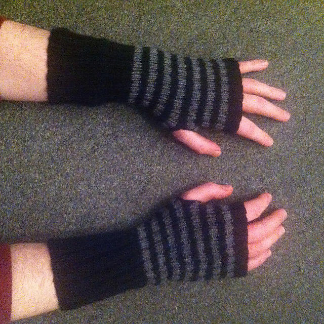 Ravelry: Striped Gloves pattern by Torya Winters