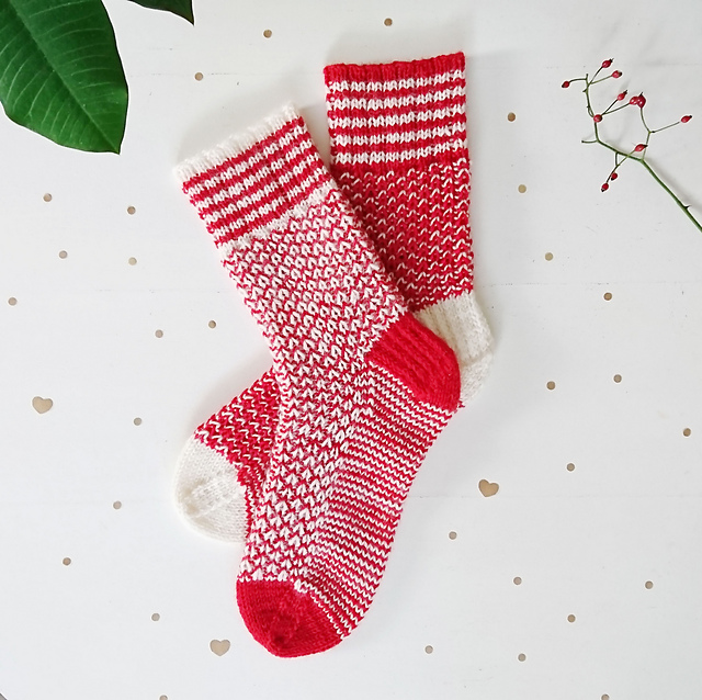 Ravelry: Candy Cane Socks pattern by Monika Soltysik