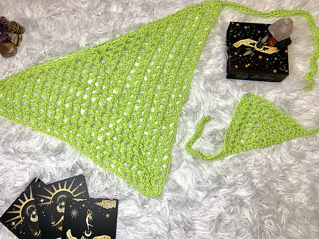 Ravelry: The Lazy Sunday Bandana pattern by Stellar Threads by Madison