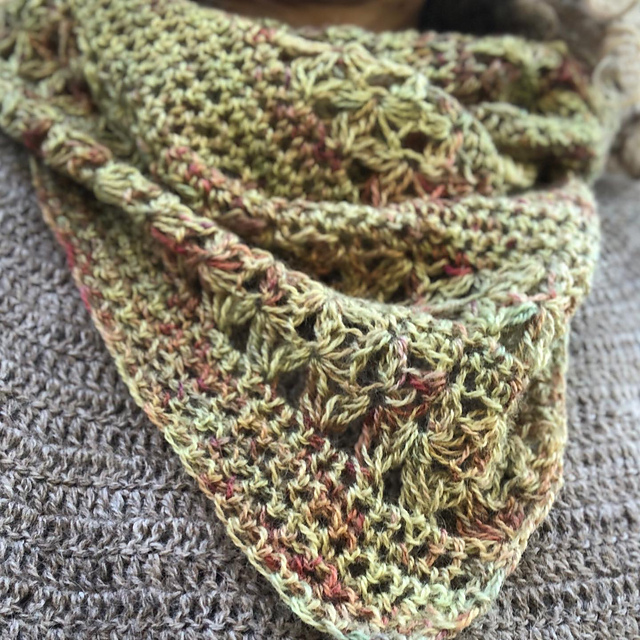 Ravelry: Firkløver sjal pattern by Charlotte Gundersen