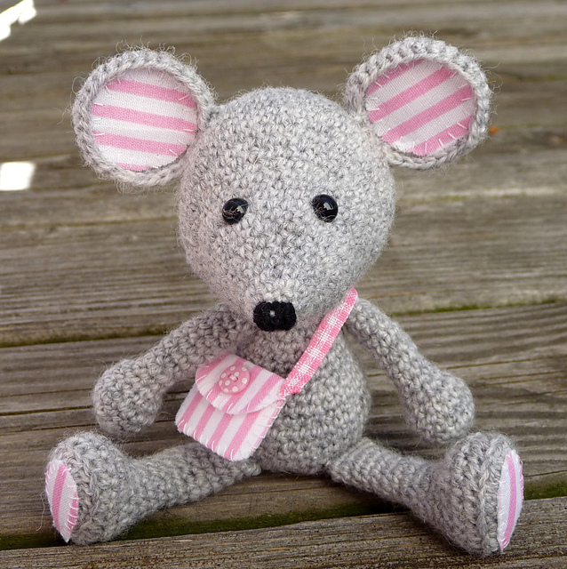 Ravelry: Matilda Mouse pattern by Helen Rolf