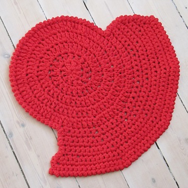 Ravelry: Heart Rug pattern by Birgit Tüchsen