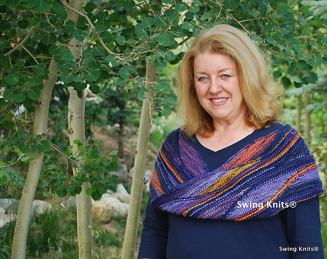 Ravelry: Infinity Cowl pattern by Brigitte Elliott