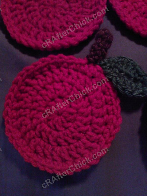 Ravelry: Teacher Apple Coasters pattern by Niki Wyre
