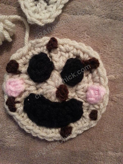 Ravelry: Happy Chocolate Chip Cookie Applique pattern by Niki Wyre