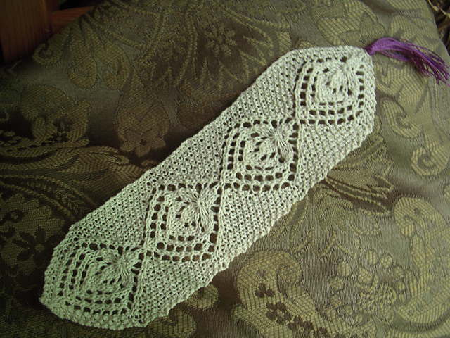 Ravelry: Blossom Bookmark pattern by Caitlin Triall
