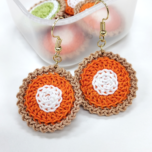 Ravelry: Pumpkin Pie Earrings pattern by Calai'di Riddle
