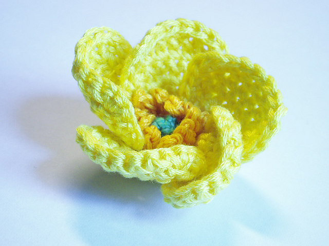 Ravelry: Buttercup Flower #3 pattern by Camelia Shanahan