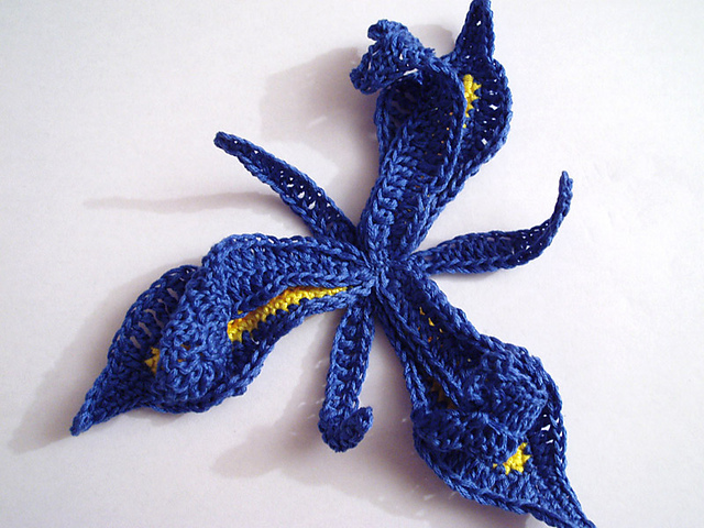 Ravelry: Iris Flower pattern by Camelia Shanahan