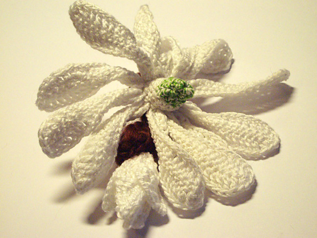Ravelry: Magnolia Stellata with Bud pattern by Camelia Shanahan