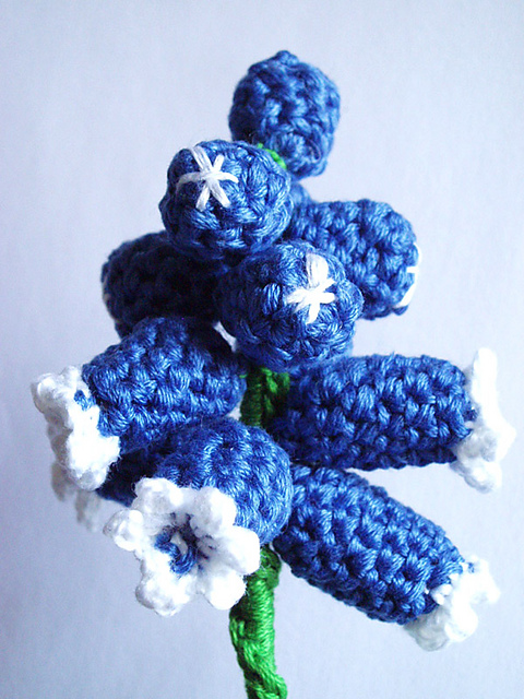 Ravelry: Grape Hyacinth Flower #71 pattern by Camelia Shanahan
