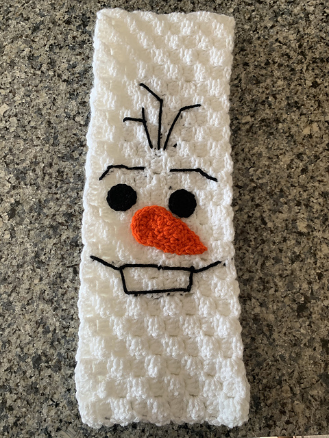 Ravelry: Olaf Scarf C2C pattern by Candice Maser