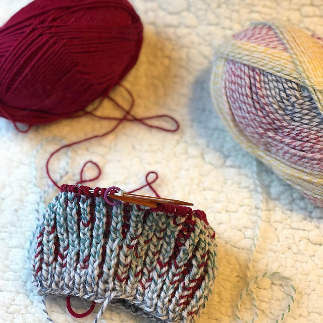 Ravelry: candyloucreations' Candy Cane Cap