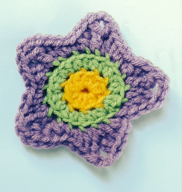 Ravelry: 5 - point star pattern by KooAlli's Designs