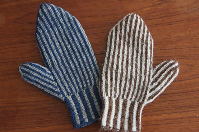 Ravelry: Double Knit Mittens pattern by Cap Sease