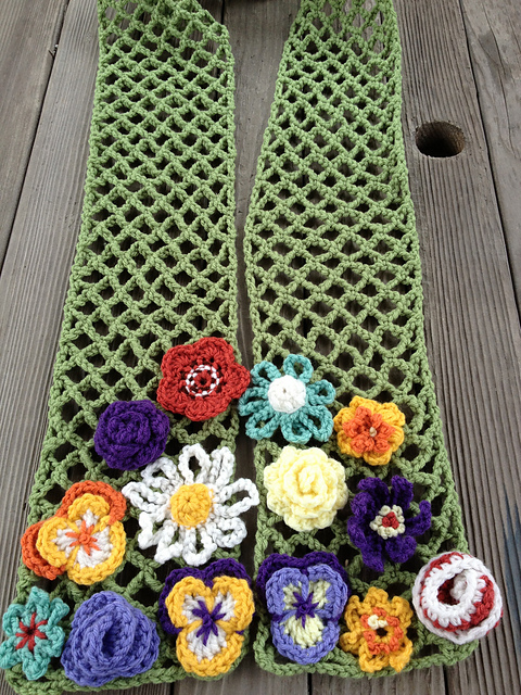 Ravelry: caraosity's Abby's Garden Trellis Scarf