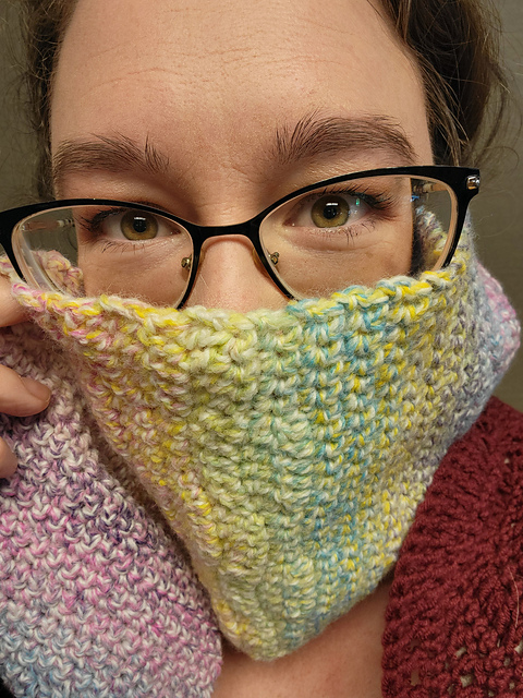 Ravelry: Apprentice's Cowl pattern by Cari Jehlik