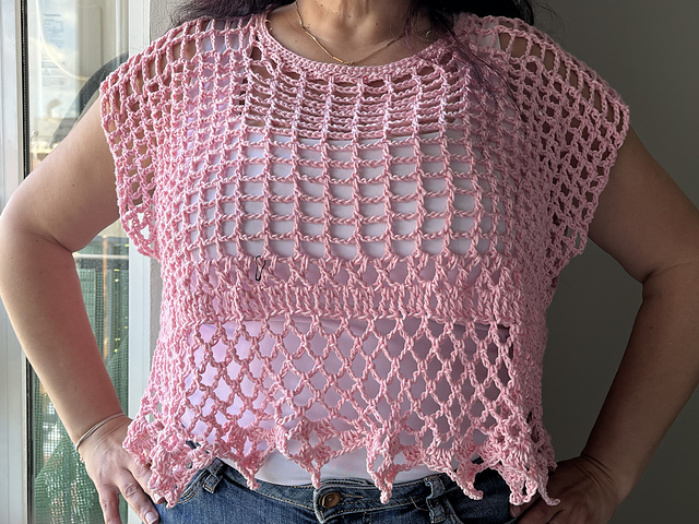 Ravelry: Desiree Summer top pattern by Carla Arenas