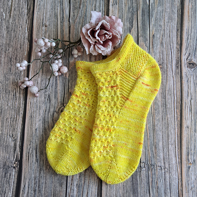 Ravelry: Maya_Shorties pattern by Carmen Grumann
